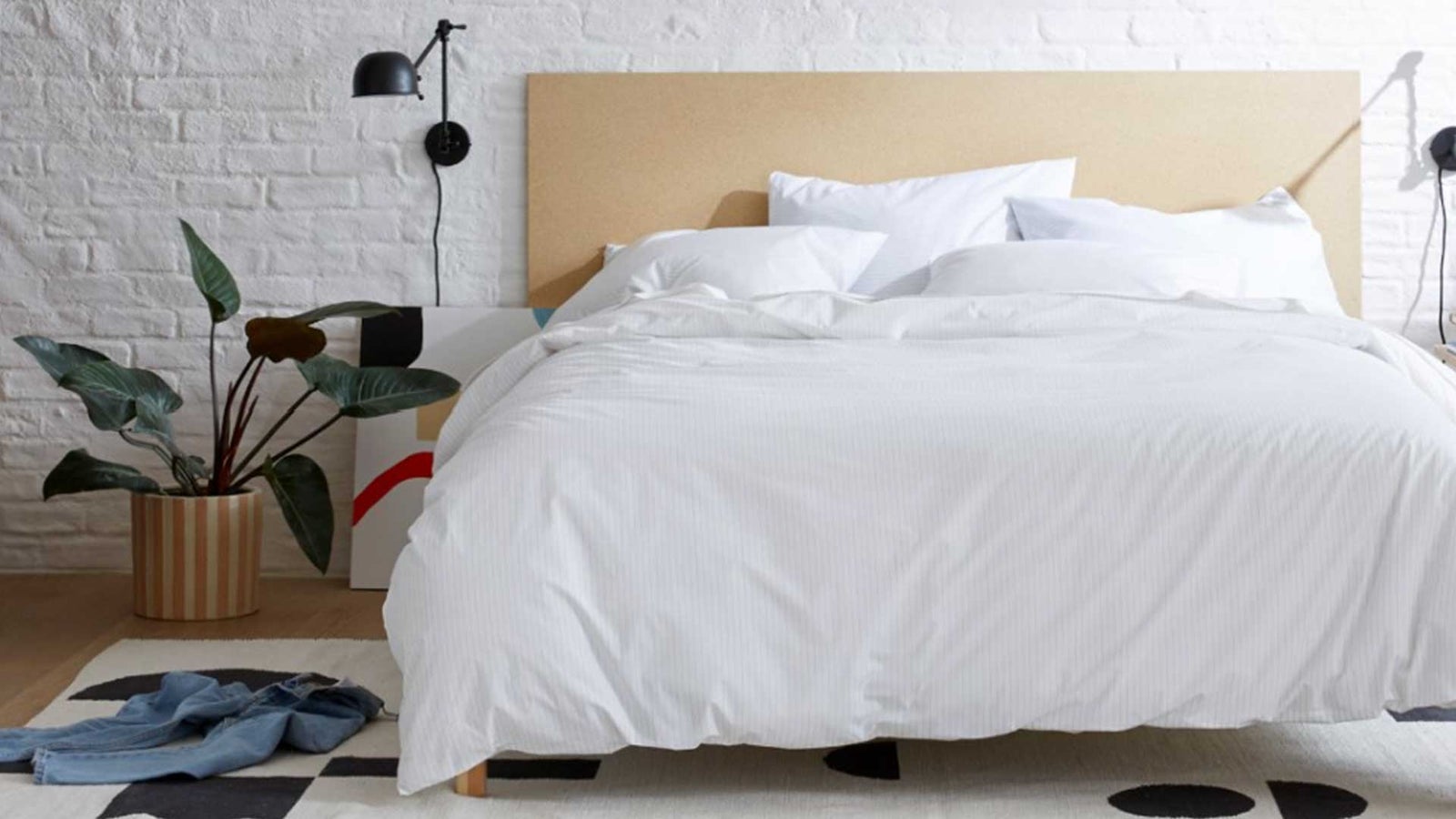 Brooklinen increases sales and brand awareness | Microsoft Advertising